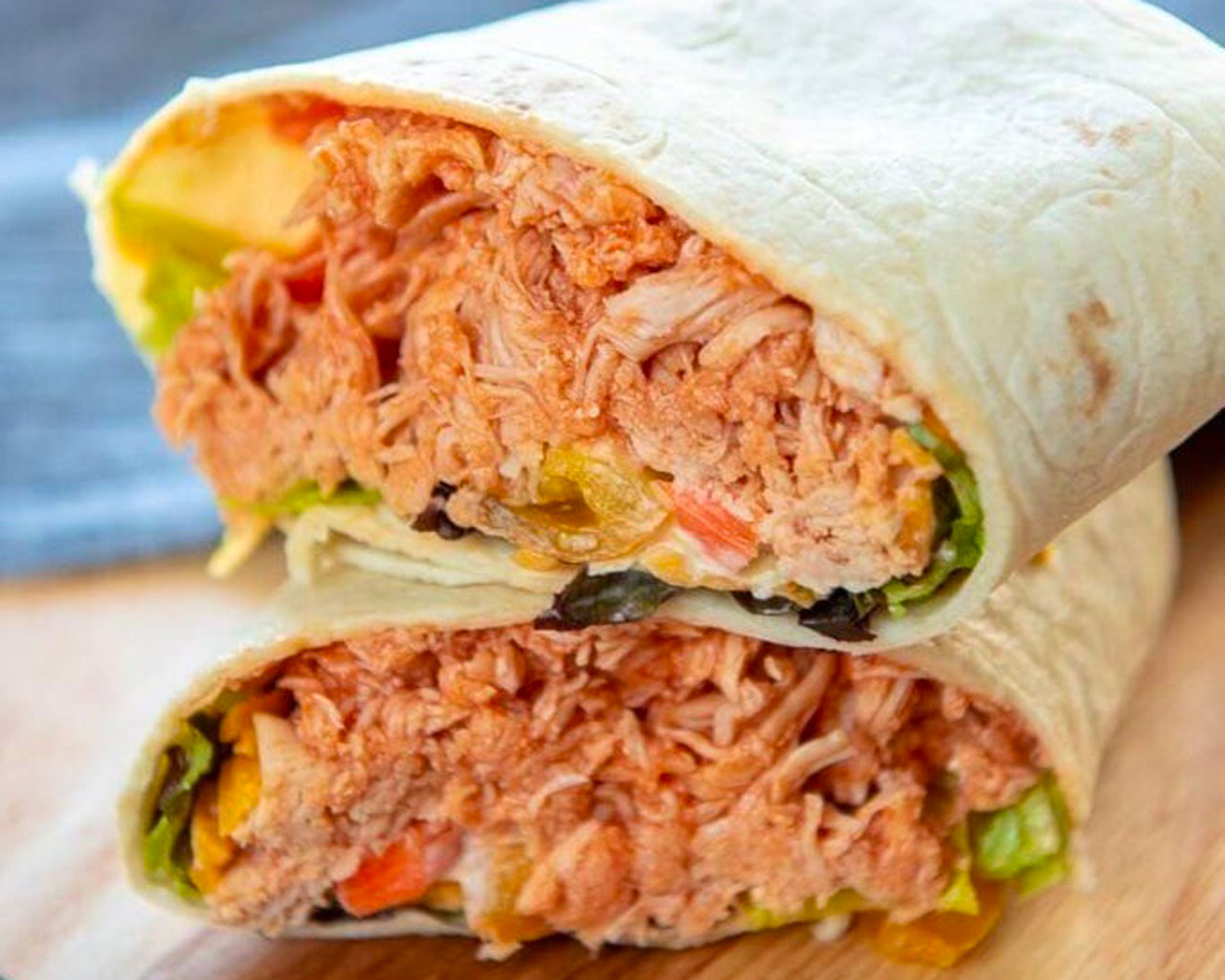 Notre recette des wraps au poulet Buffalo, un mets apprécié des ...